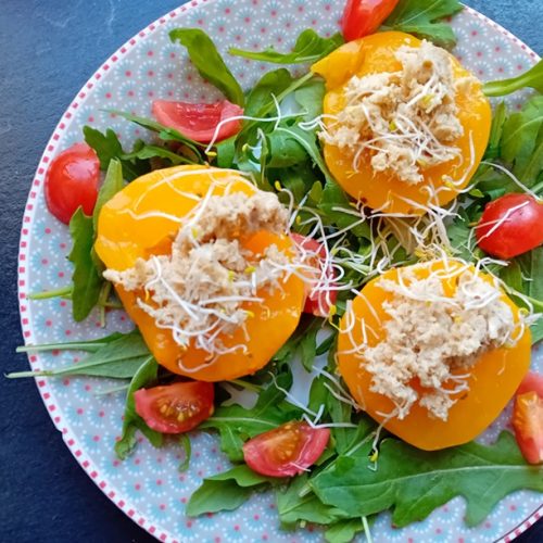 Gevulde perziken met vegan tonijn | Vegalifestyle Magazine